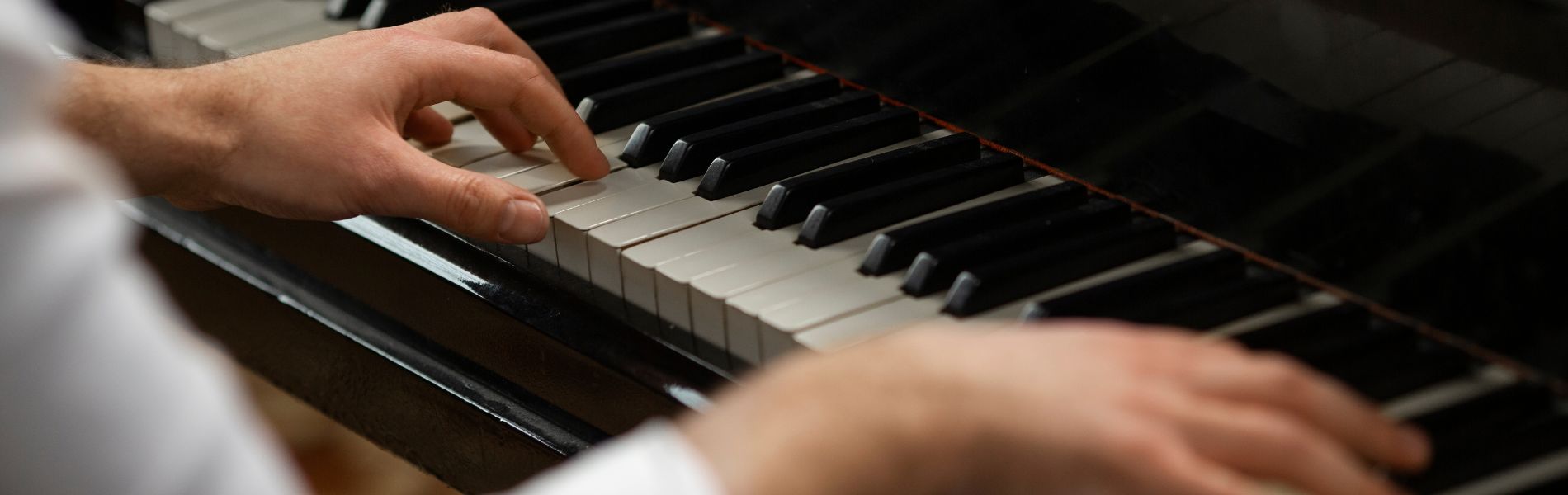 5 Steps to Choosing the Right Piano Lessons Teacher for Beginners